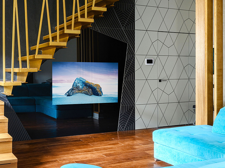 Панели в шпоне Trendy